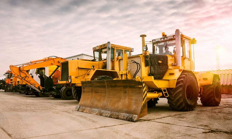 10 tips for safely operating heavy machinery