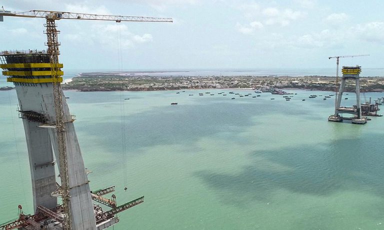 Doka completes pylon formwork and engineering for 2.5km cable-stay ...